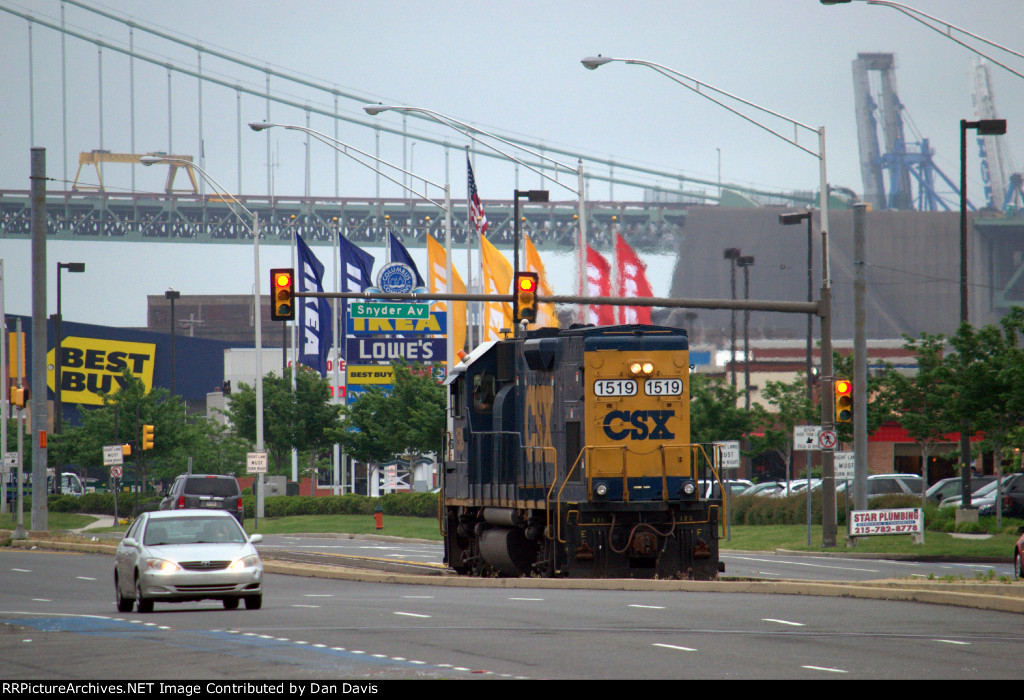 Y224-19 down Delaware Avenue